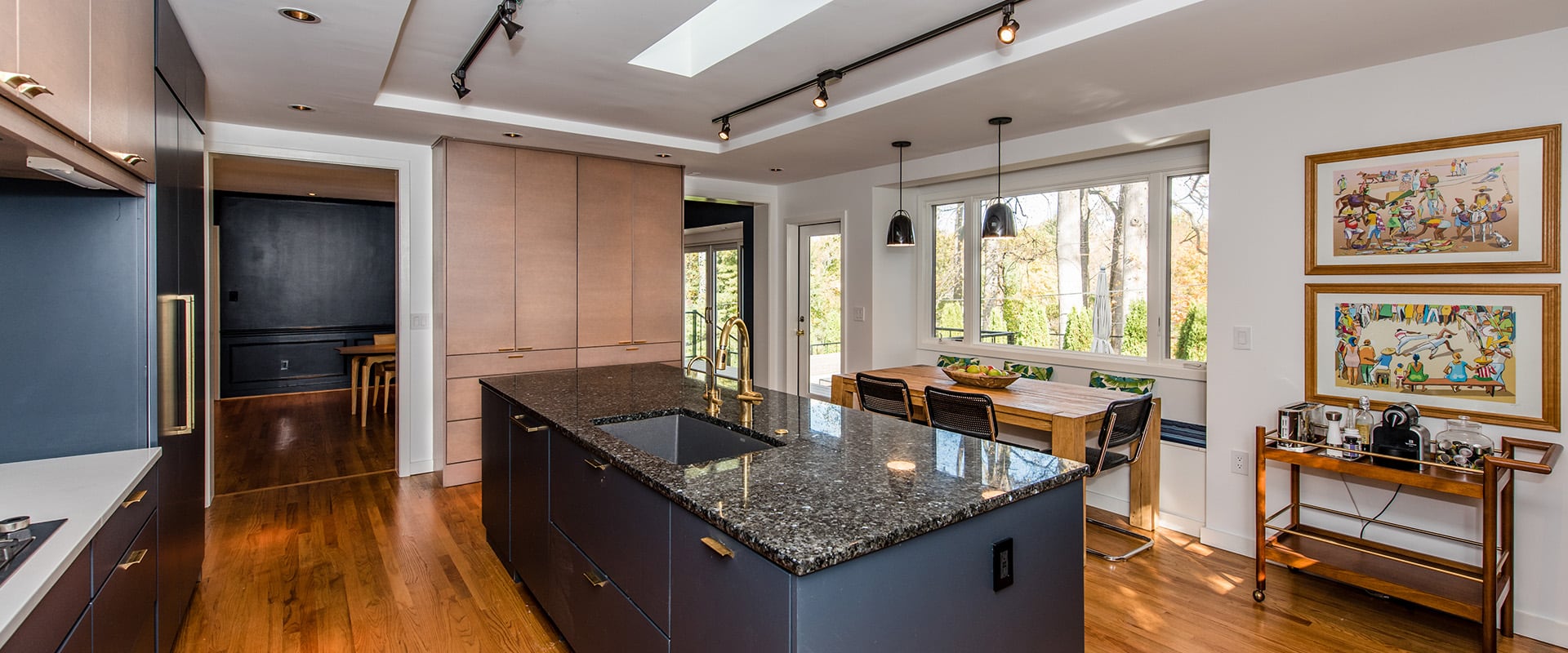 Modern & Functional Eat-In Kitchen - Spectrum Design + Build