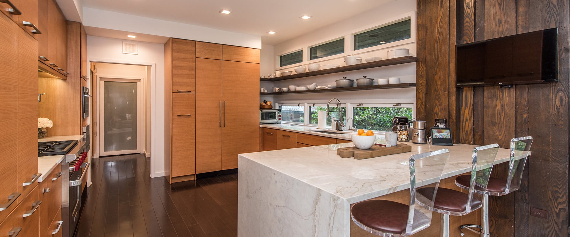 Modern Kitchen Makeover - Spectrum Design + Build